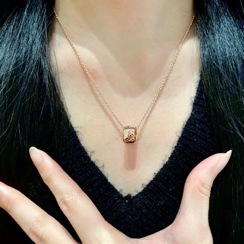 Legit Gucci Necklaces