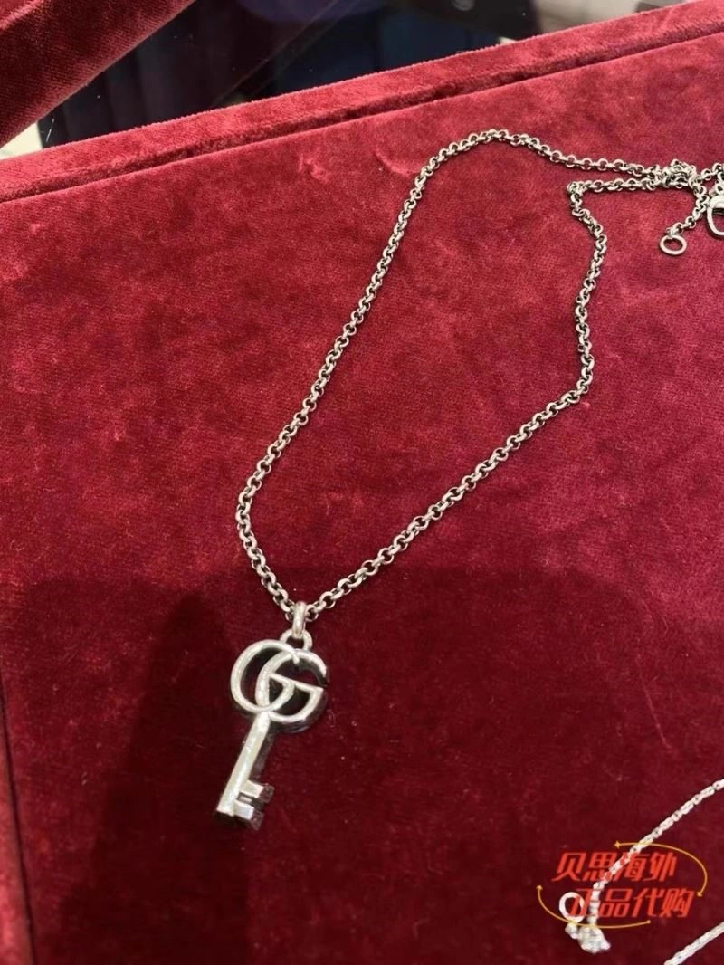 Legit Gucci Necklaces