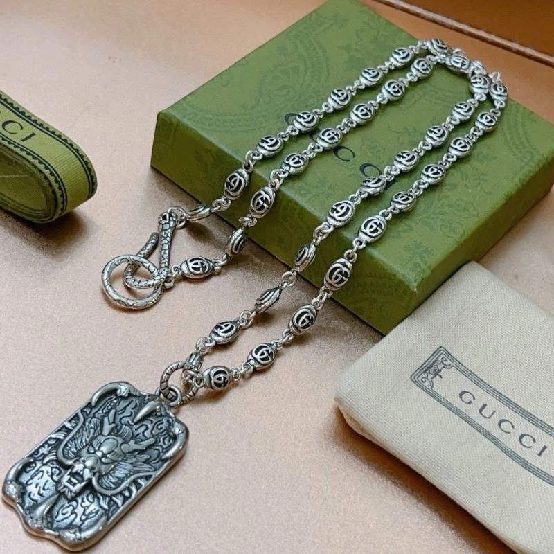 Indistinguishable Gucci Necklaces