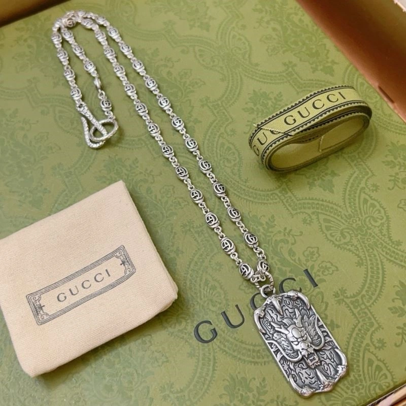 Indistinguishable Gucci Necklaces