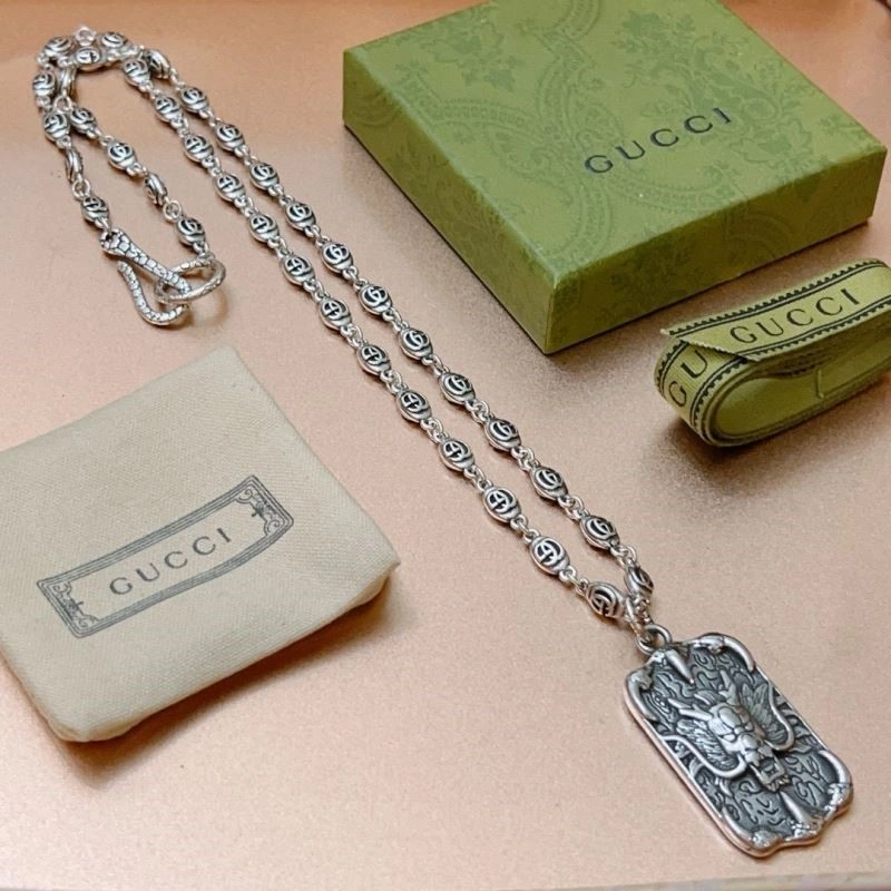 Indistinguishable Gucci Necklaces