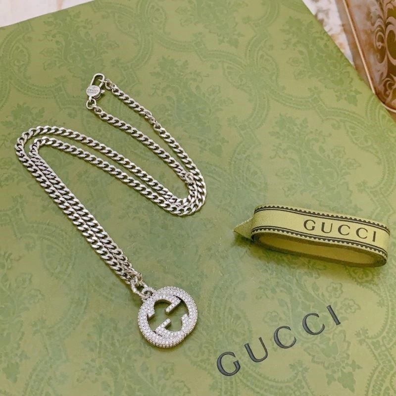 Indistinguishable Gucci Necklaces