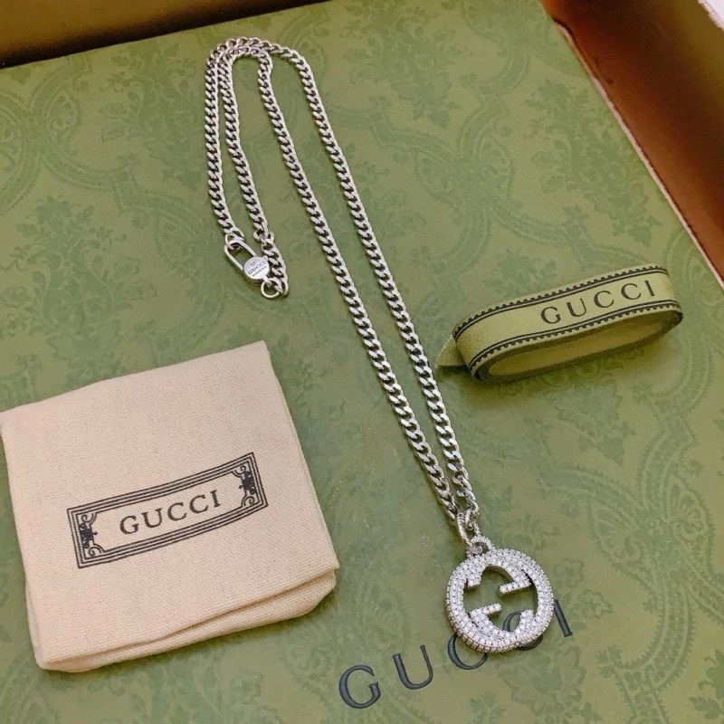 Indistinguishable Gucci Necklaces