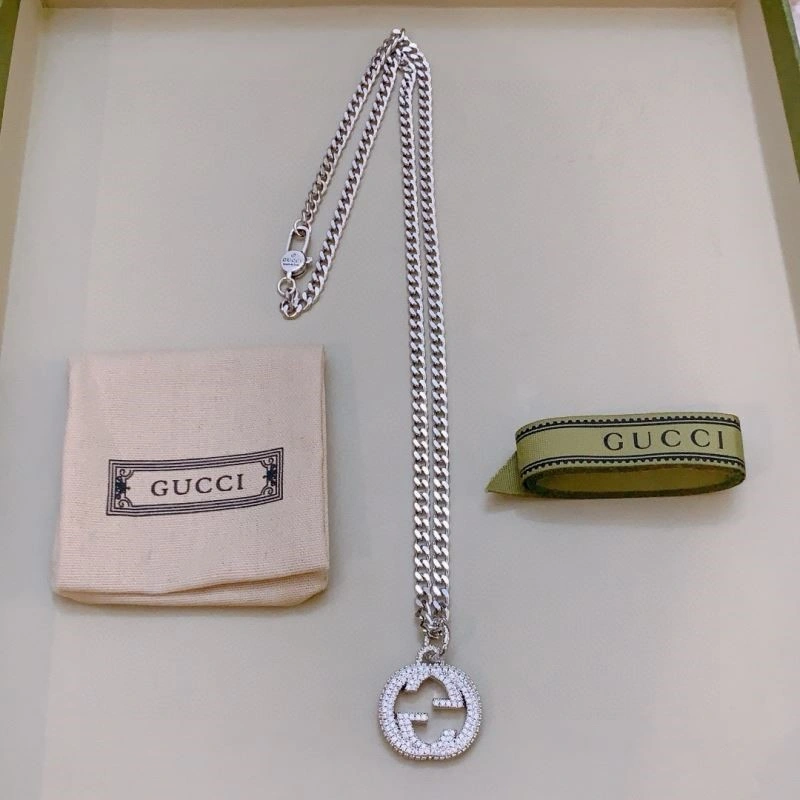 Indistinguishable Gucci Necklaces