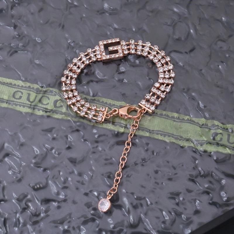 Factory-made Gucci Necklaces