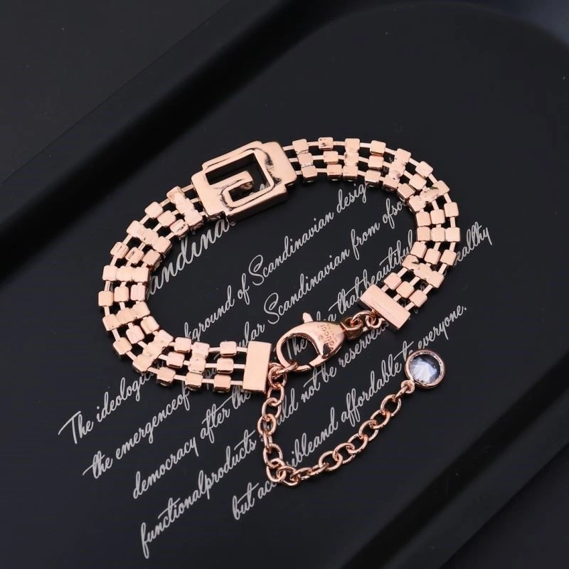 Factory-made Gucci Necklaces