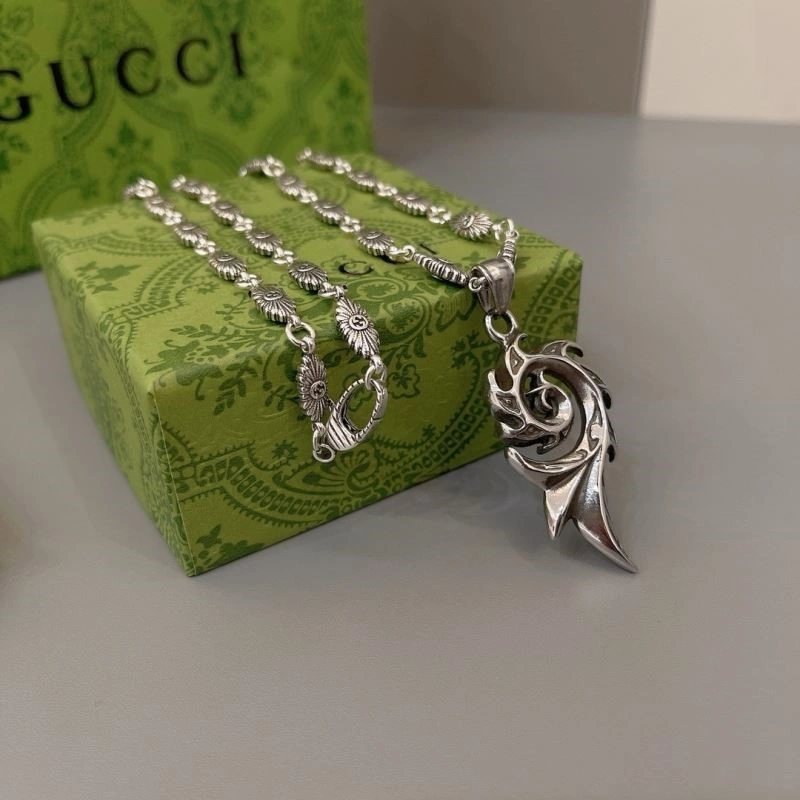 Discounted Gucci Necklaces