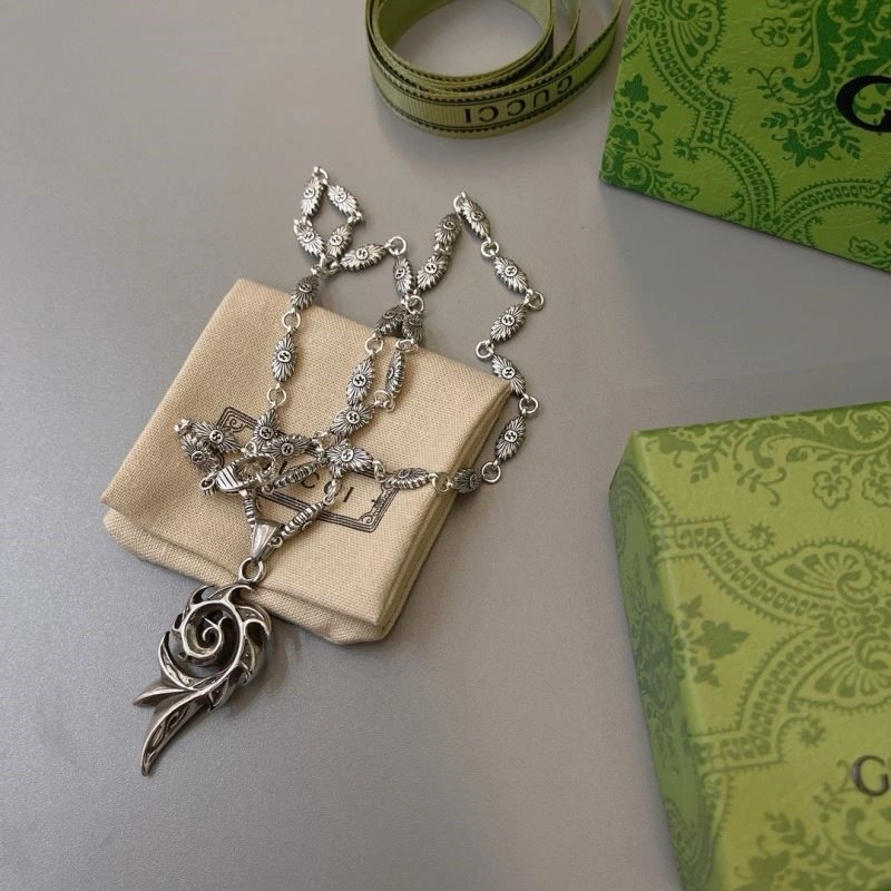Discounted Gucci Necklaces