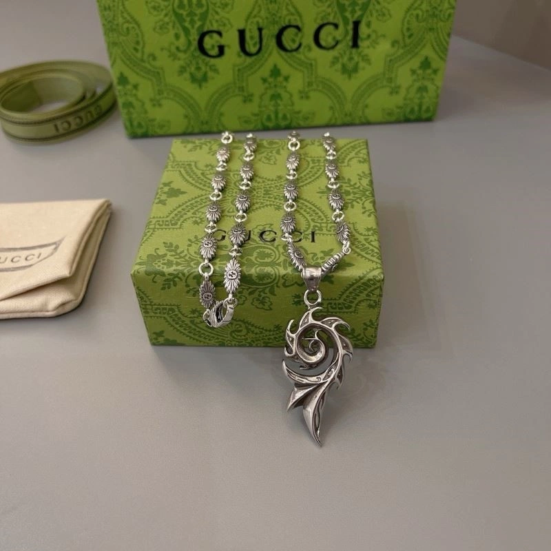 Discounted Gucci Necklaces