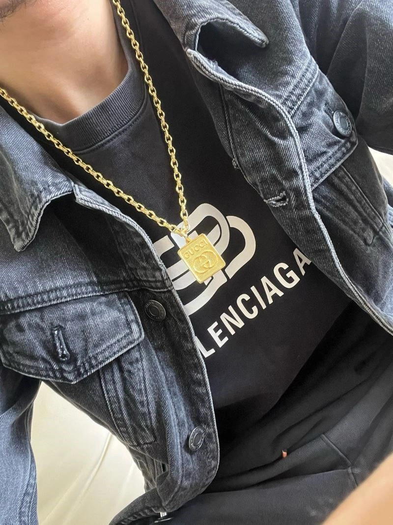Value-priced Gucci Necklaces