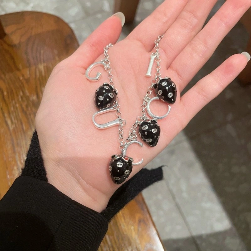 Exact replica Gucci Necklaces