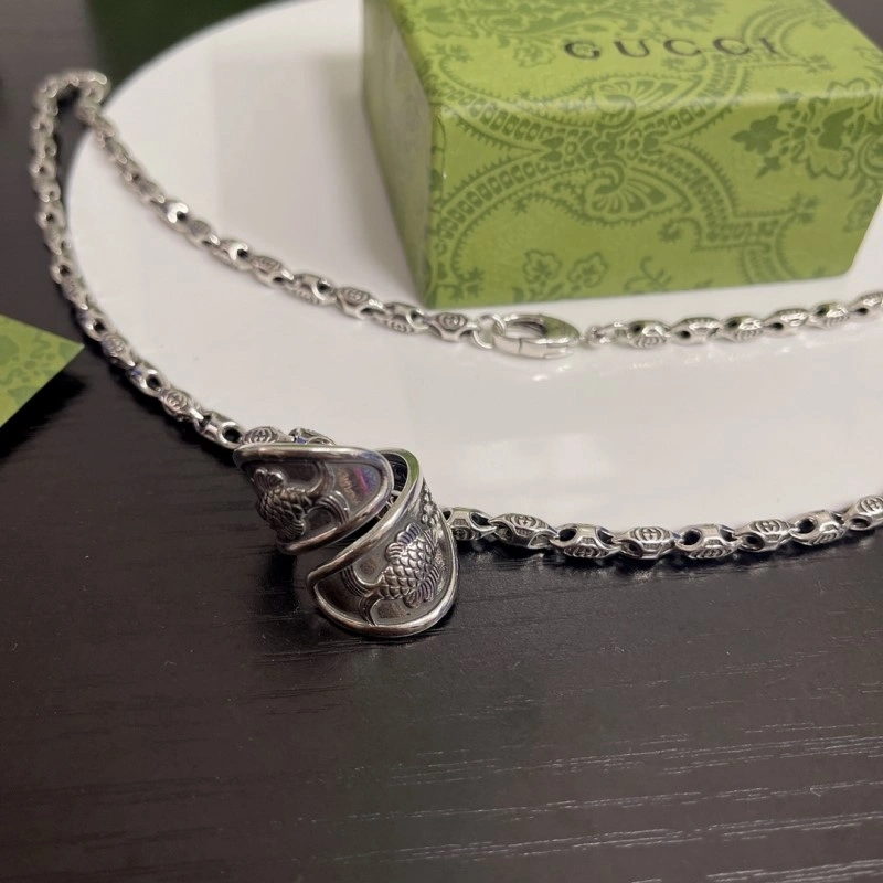Exact replica Gucci Necklaces