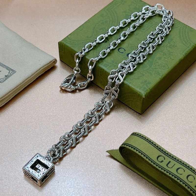 Bargain Gucci Necklaces