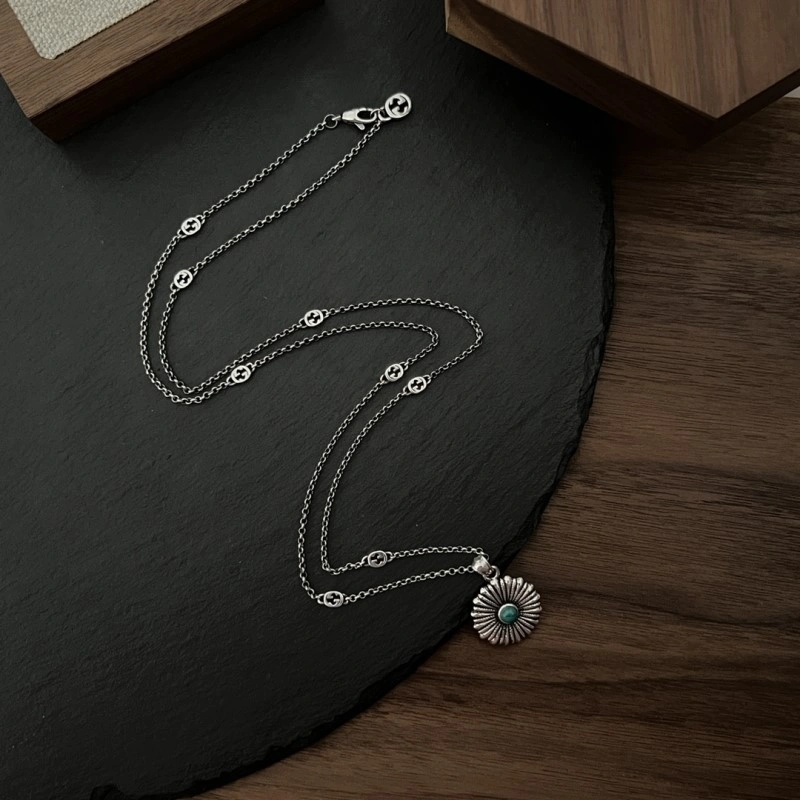 Bargain Gucci Necklaces