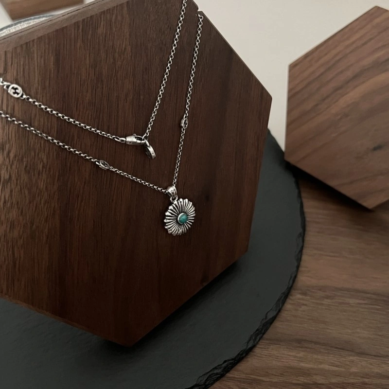 Bargain Gucci Necklaces