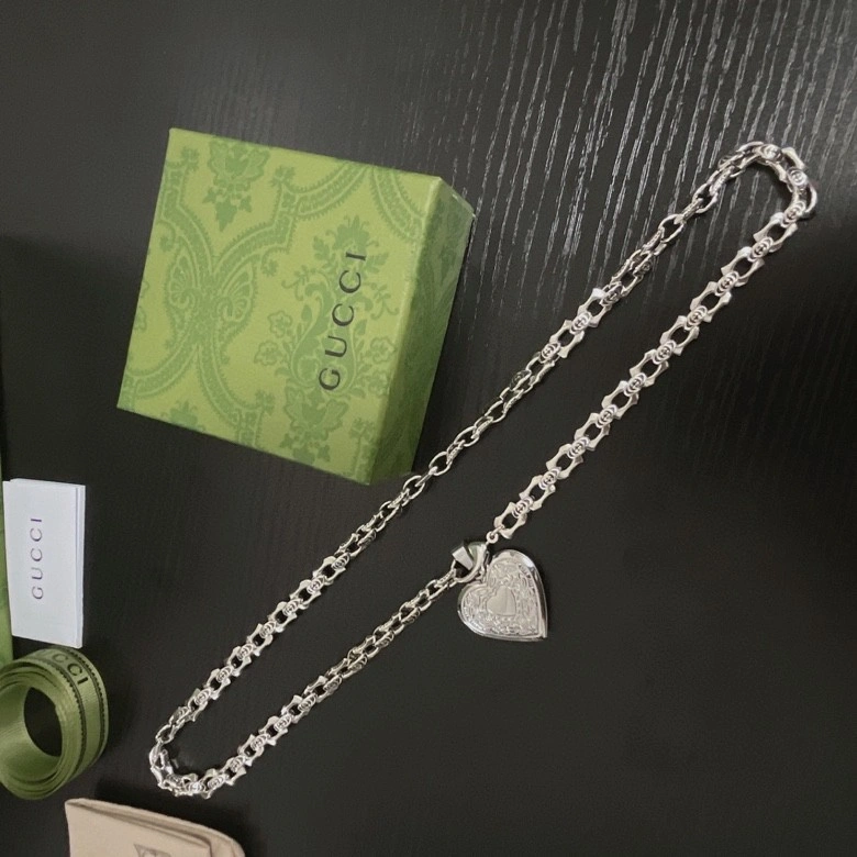 Cut-rate Gucci Necklaces
