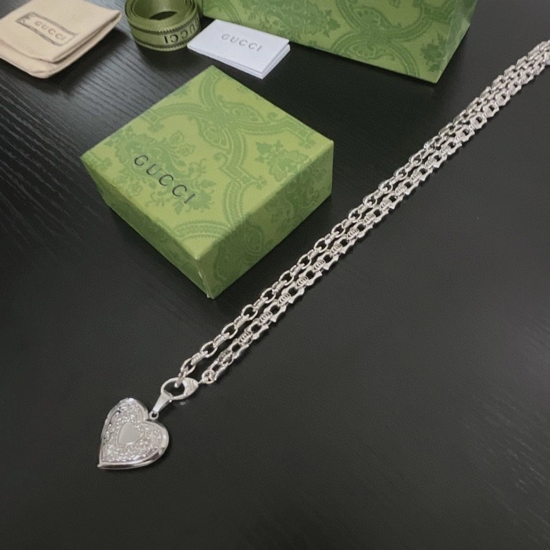 Cut-rate Gucci Necklaces