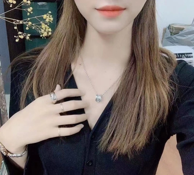 Official Gucci Necklaces