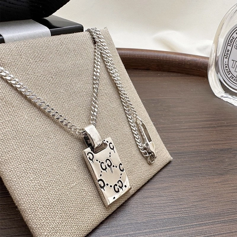 Economical Gucci Necklaces