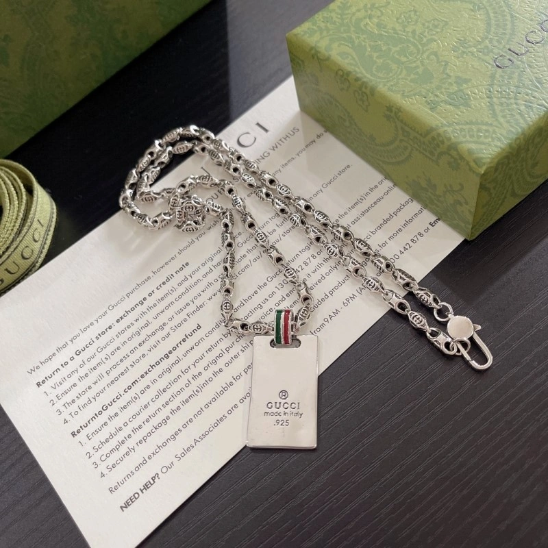 Indistinguishable Gucci Necklaces