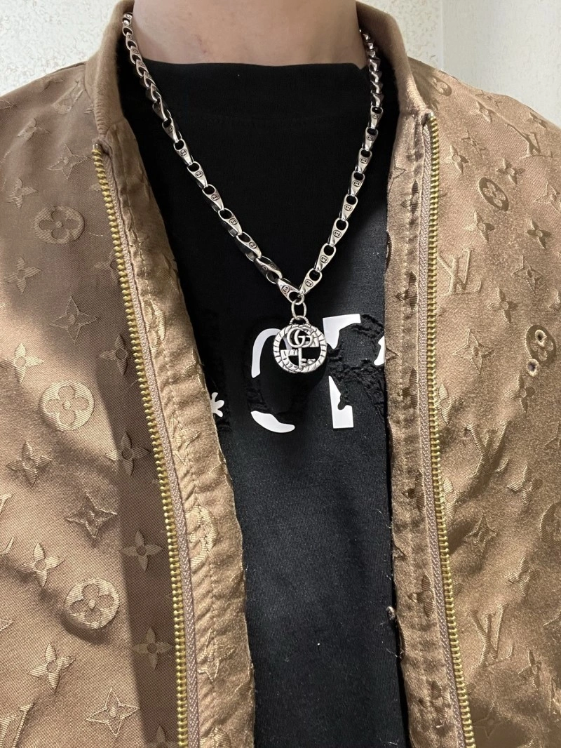 Top mirror Gucci Necklaces