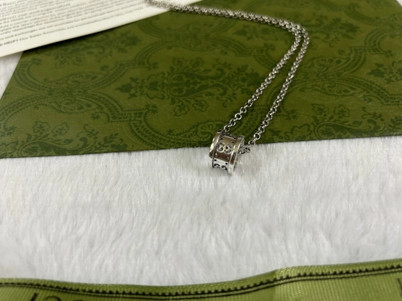 Economical Gucci Necklaces