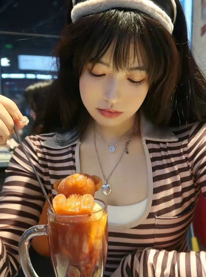 Accurate model Gucci Necklaces