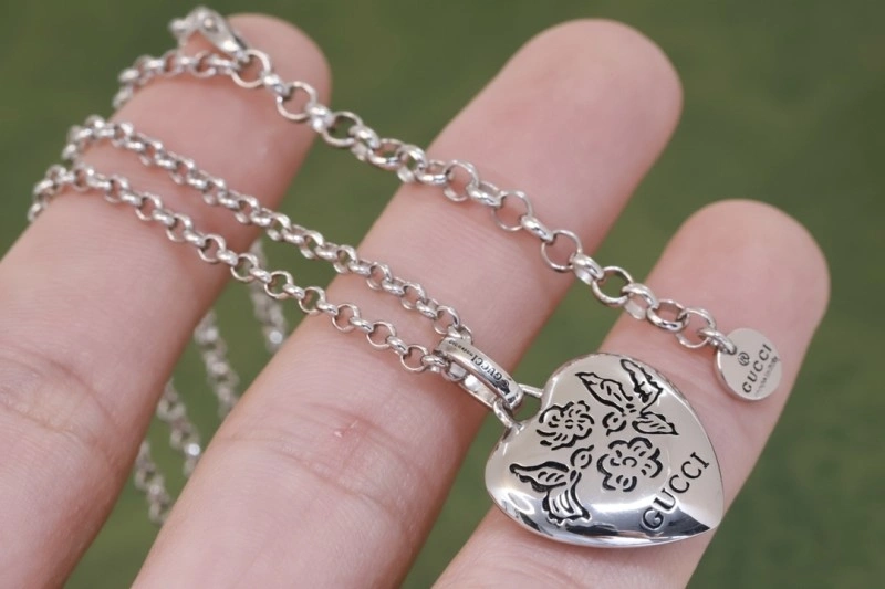 Factory-made Gucci Necklaces