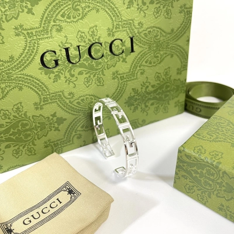 Legit Gucci Necklaces