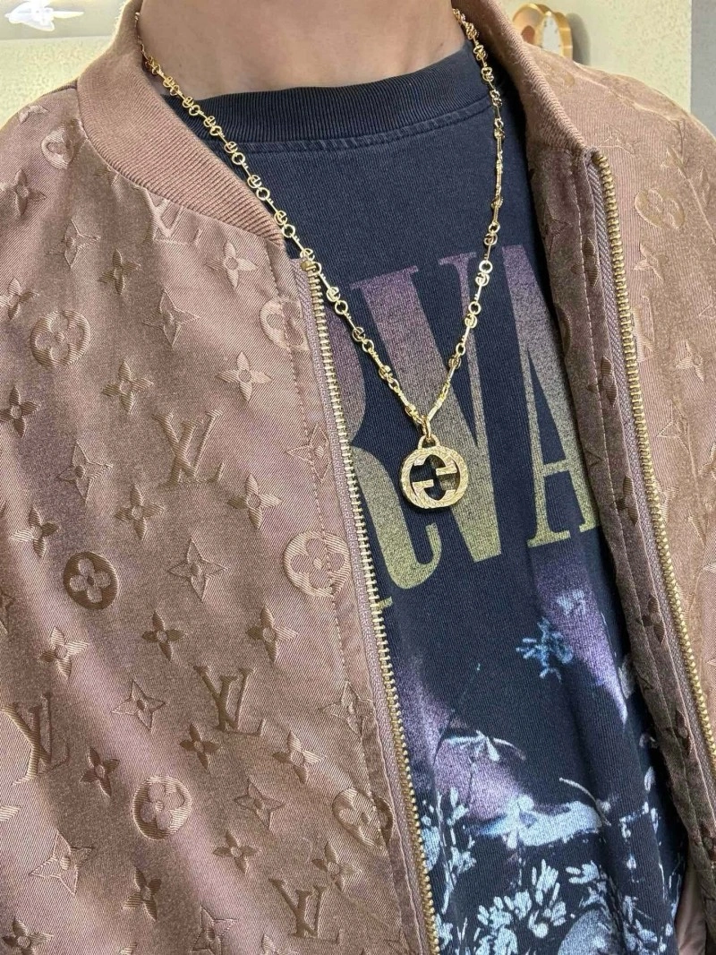 Value-priced Gucci Necklaces