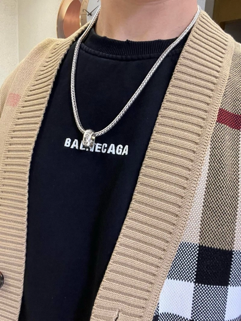 Accurate model Gucci Necklaces