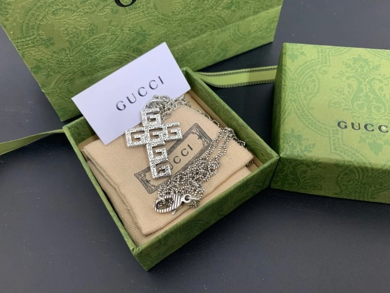 Exact replica Gucci Necklaces