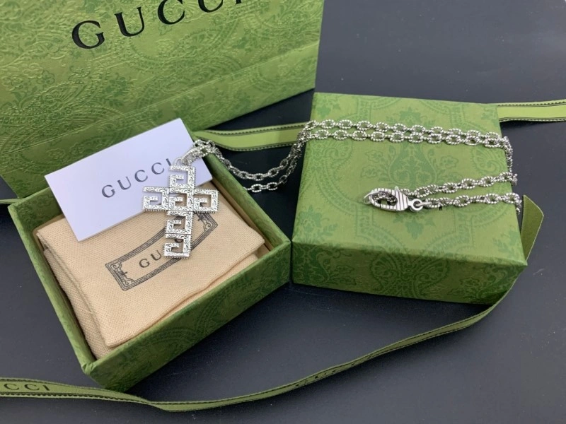 Exact replica Gucci Necklaces