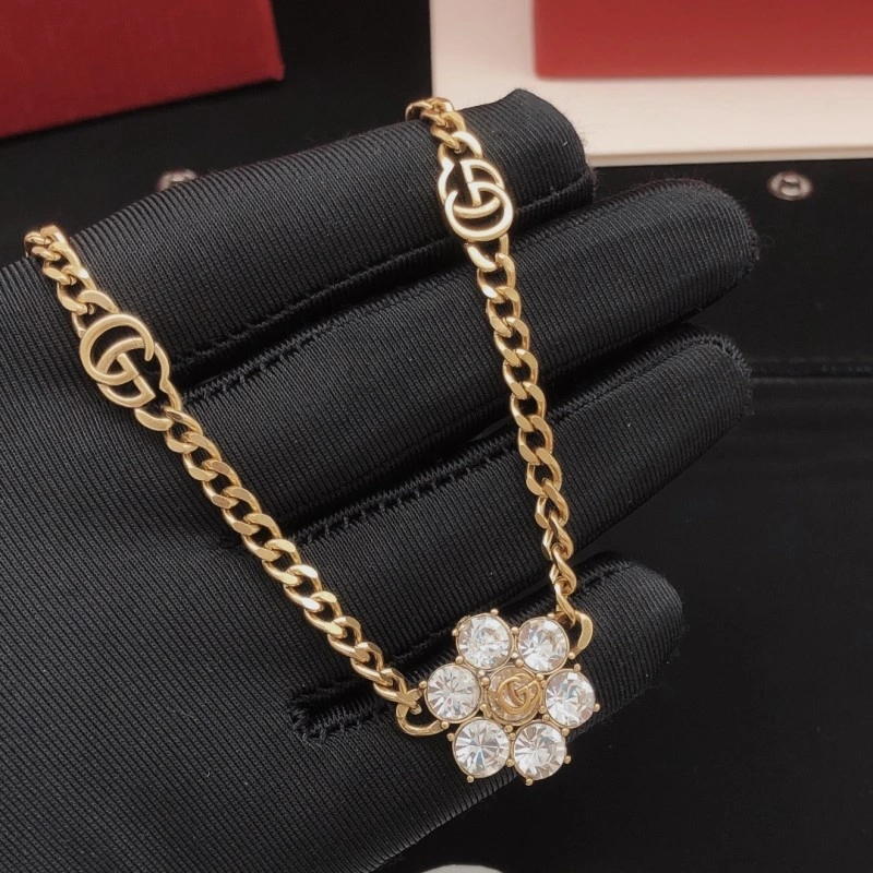 Indistinguishable Gucci Necklaces