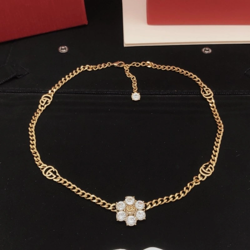 Indistinguishable Gucci Necklaces