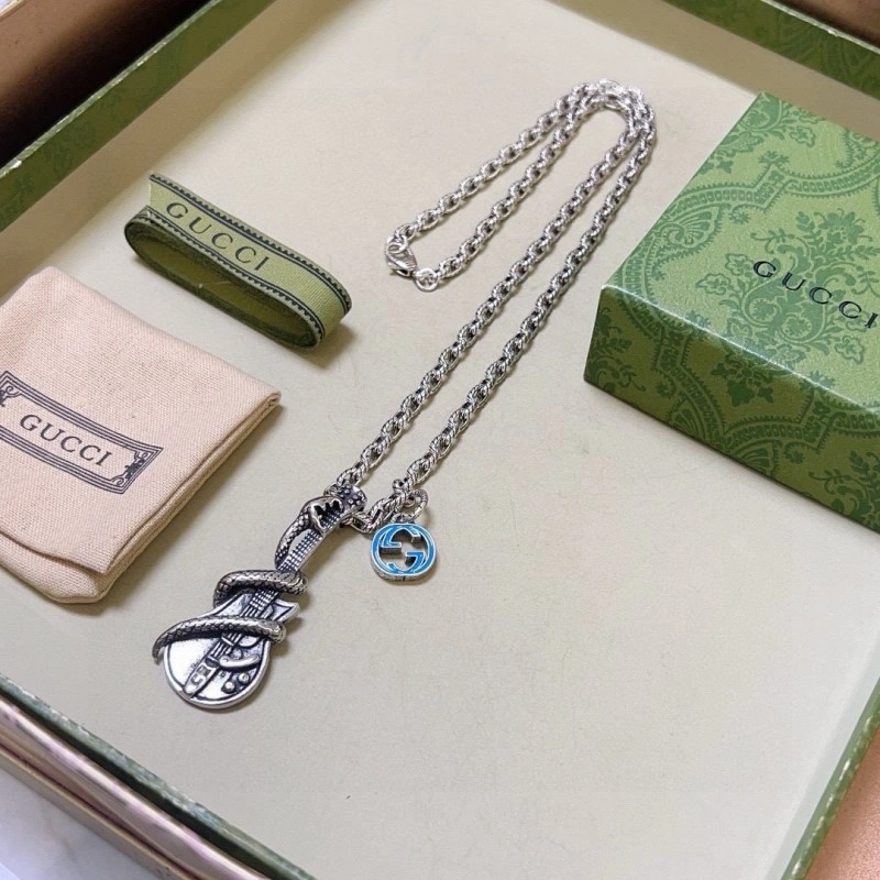 Accurate model Gucci Necklaces