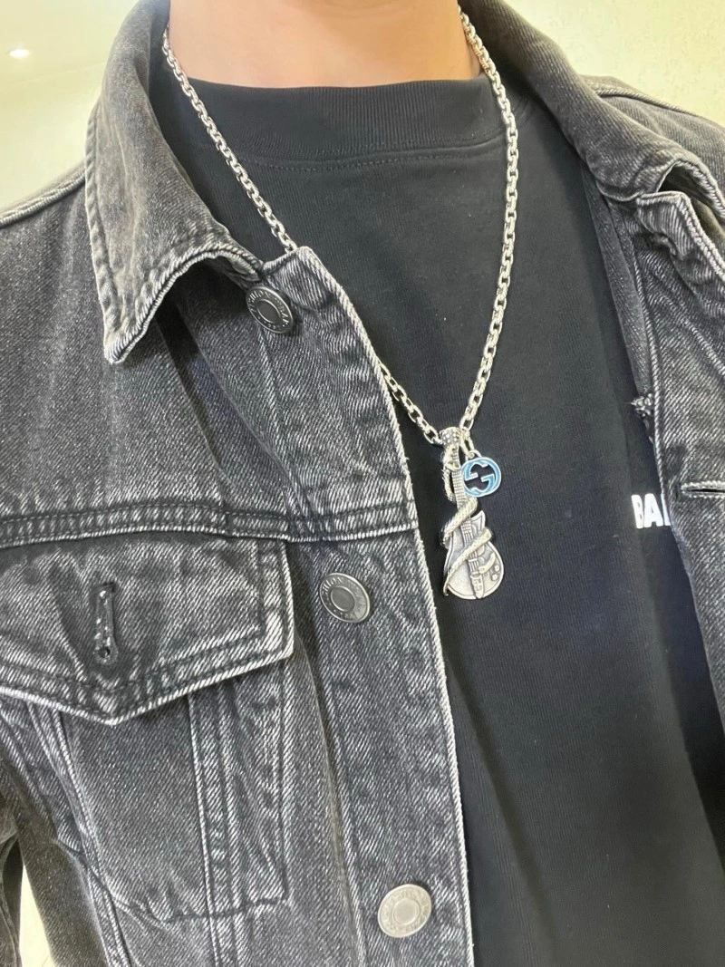 Accurate model Gucci Necklaces