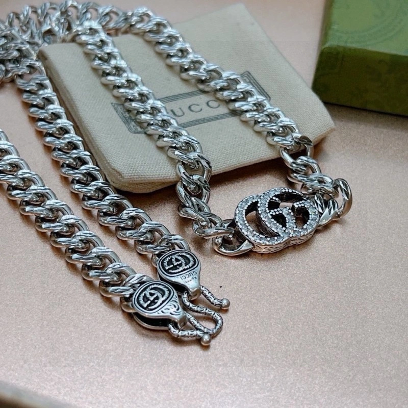 Perfect replica Gucci Necklaces