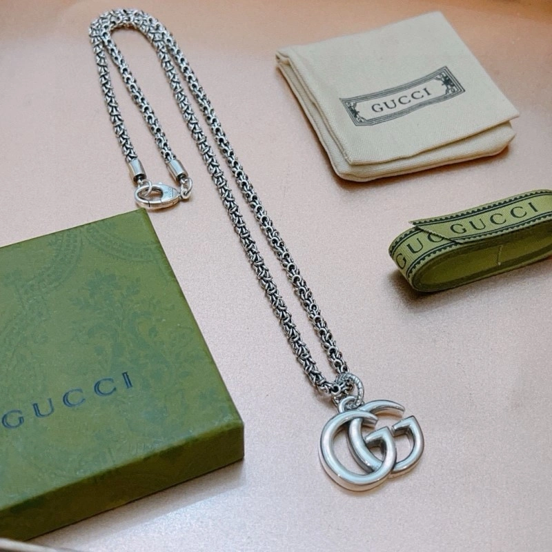 Accurate model Gucci Necklaces