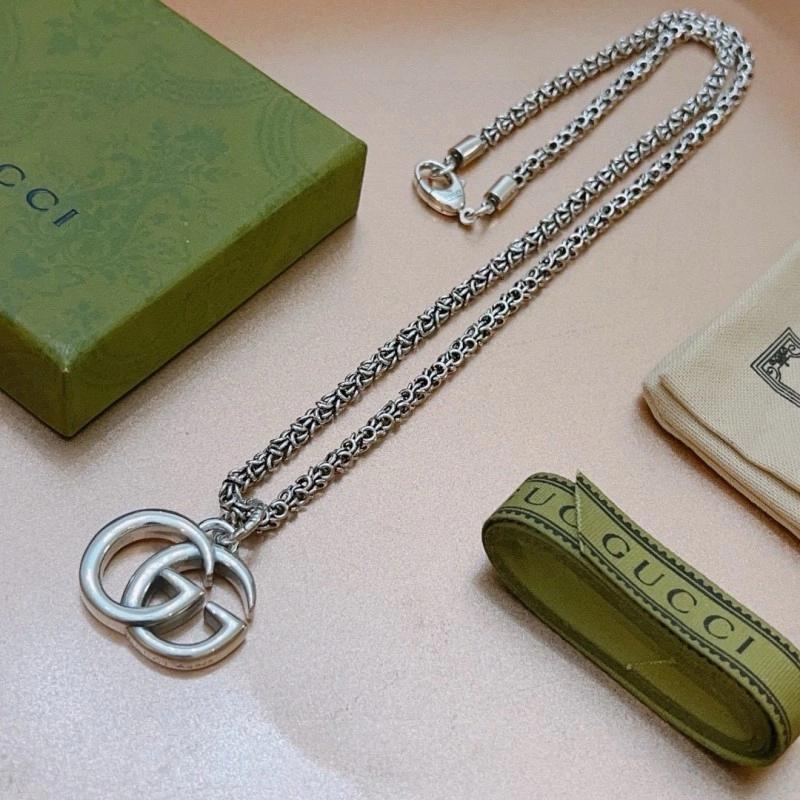 Accurate model Gucci Necklaces