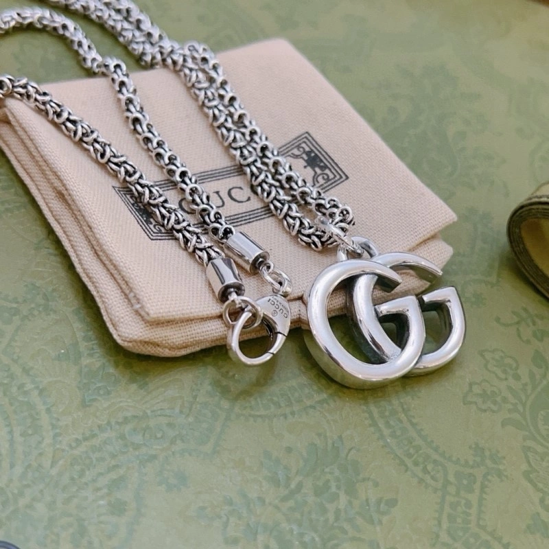 Accurate model Gucci Necklaces