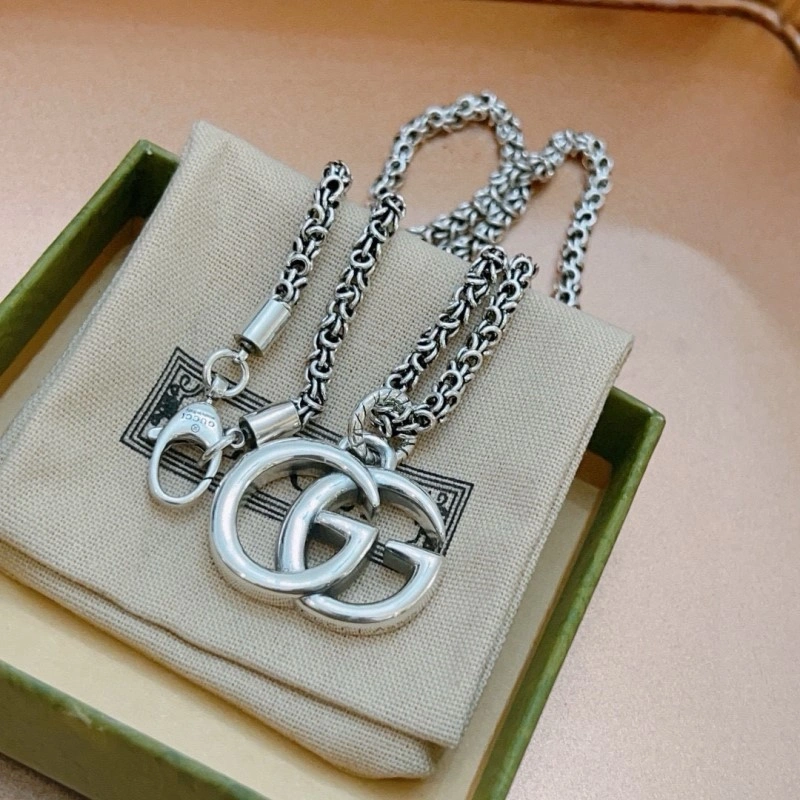 Accurate model Gucci Necklaces