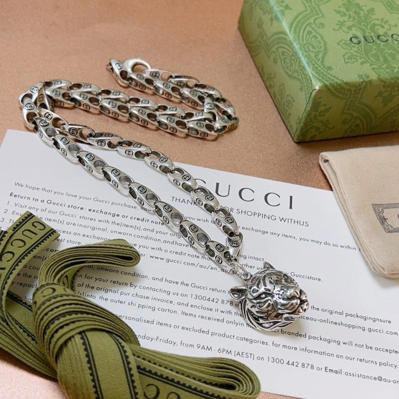 Indistinguishable Gucci Necklaces