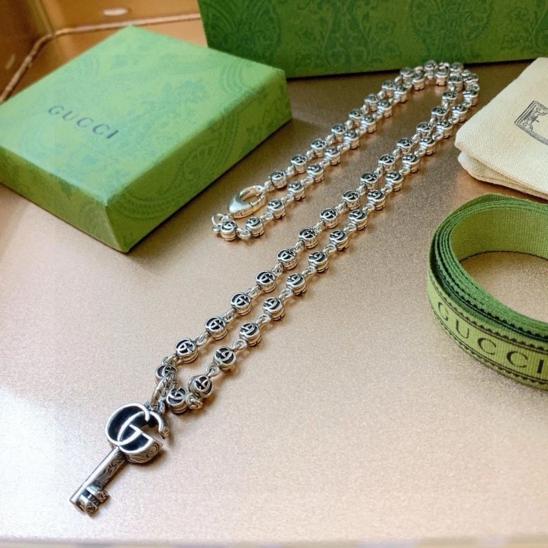 Top mirror Gucci Necklaces