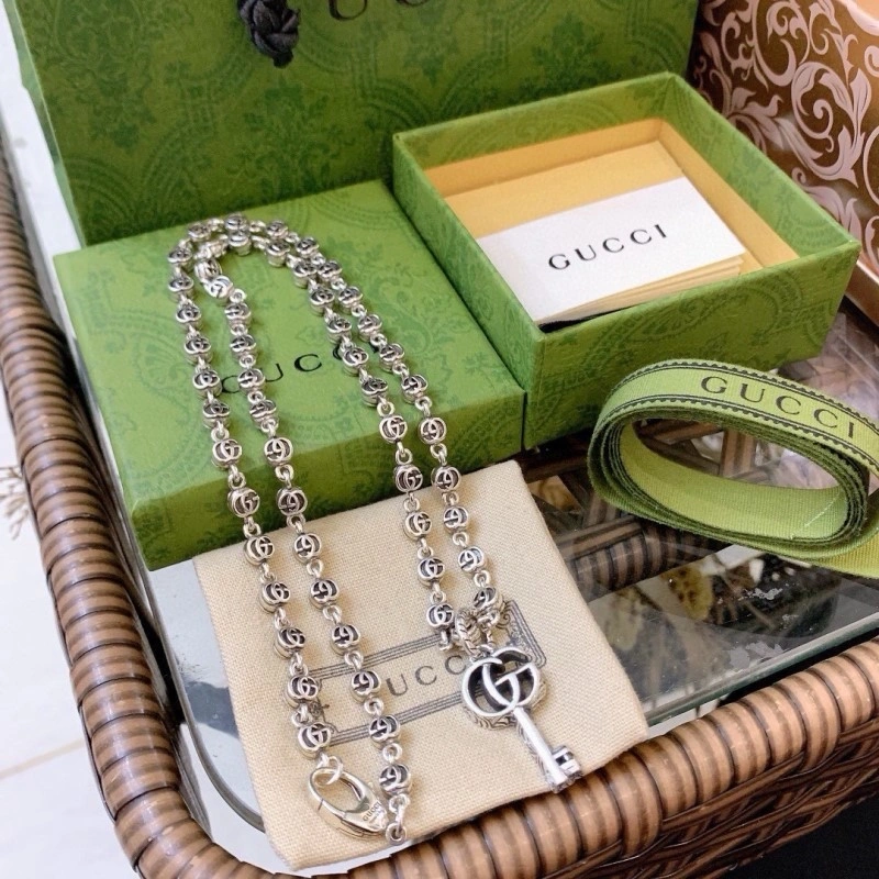 Top mirror Gucci Necklaces