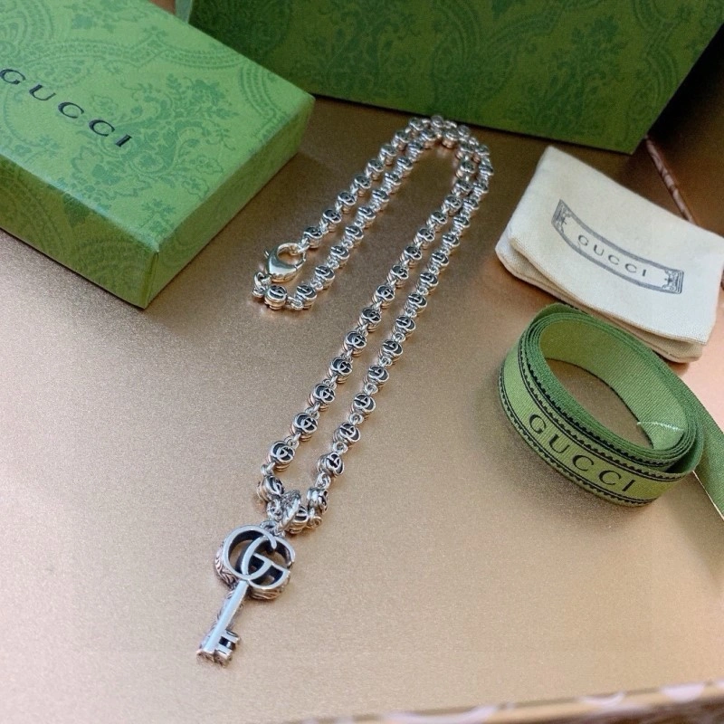 Top mirror Gucci Necklaces