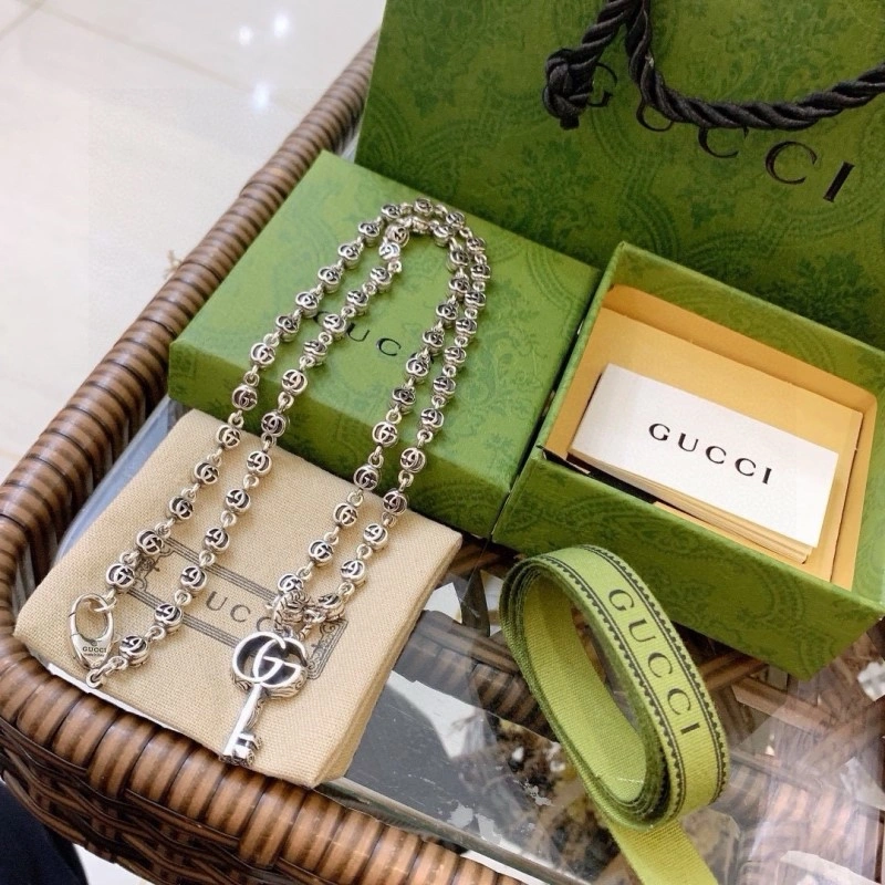 Top mirror Gucci Necklaces