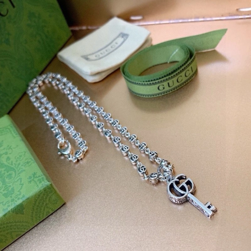 Top mirror Gucci Necklaces