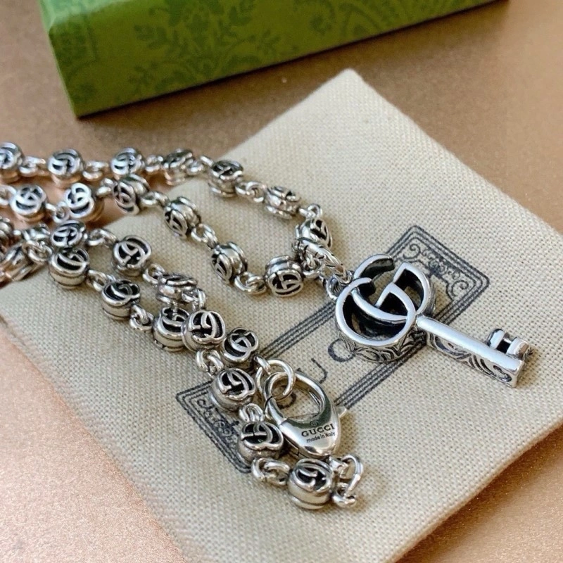 Top mirror Gucci Necklaces