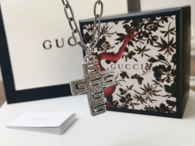 Economical Gucci Necklaces
